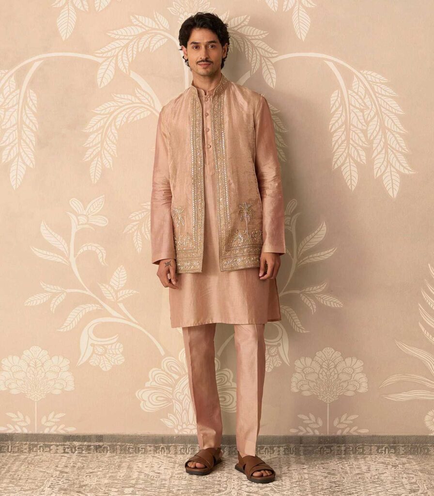 Zaroon Kurta Bandi Set – Tifara